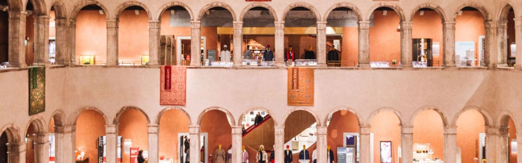 Rental Apartments in Venice Italy - Red House Company